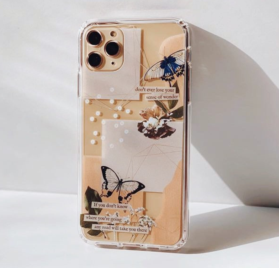 Come decorare una cover per il cellulare con la resina